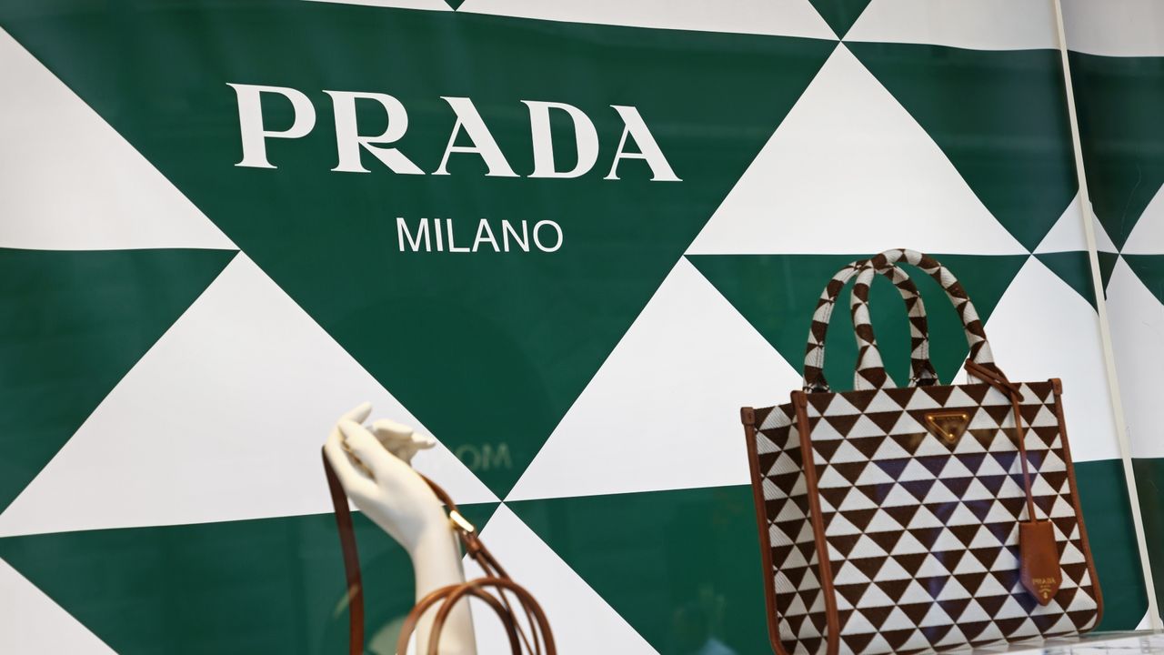 Prada’s iconic (but not totally distinctive) triangle | World IP Review